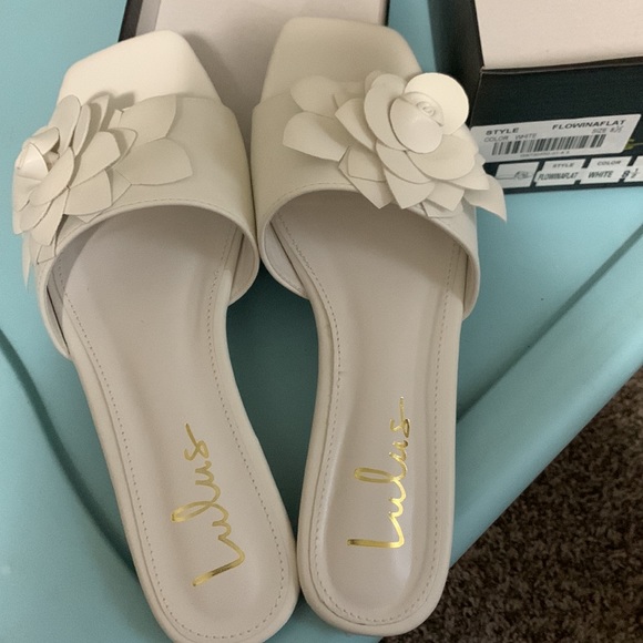 Lulus | Shoes | Lulus Flowina White Flower Flat Slide Sandals | Poshmark